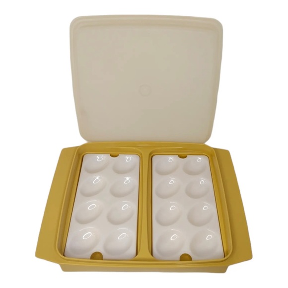 Tupperware | Kitchen | Vintage Tupperware Deviled Egg Carrierholder ...